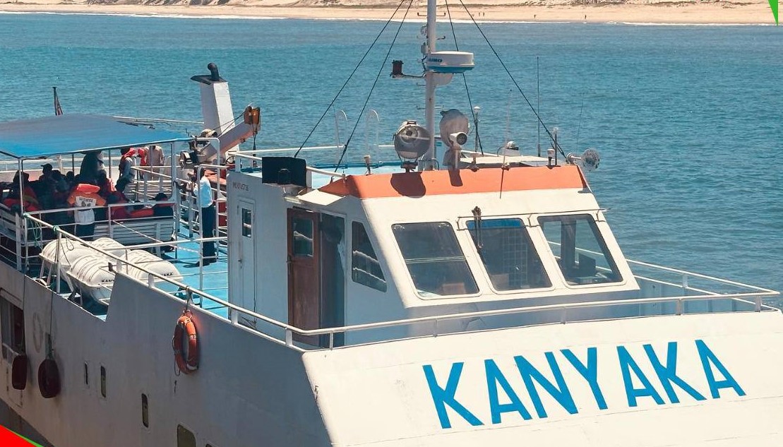 Embarcação KaNyaka evacua 250 passageiros de Xai-Xai para Maputo após ...